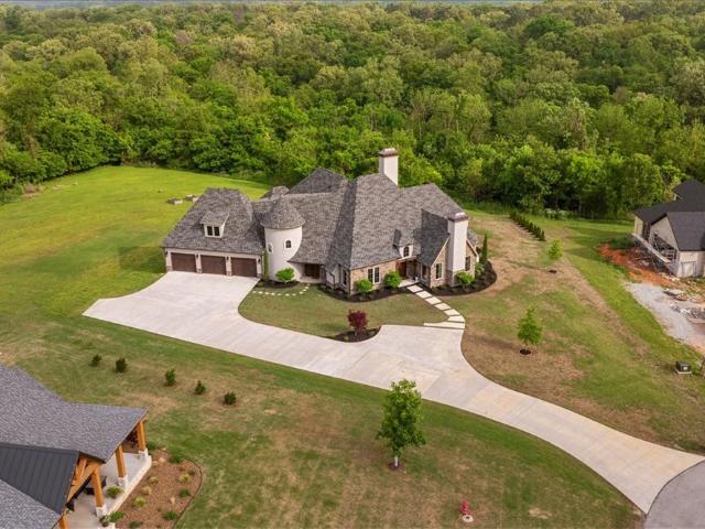 101 Highgrove Cove