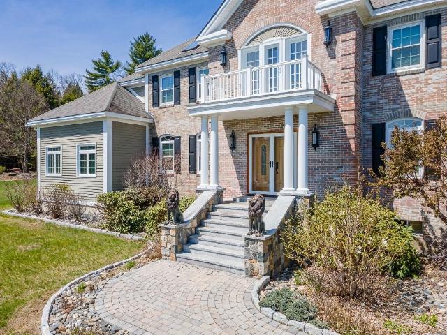 101 Highland Circle