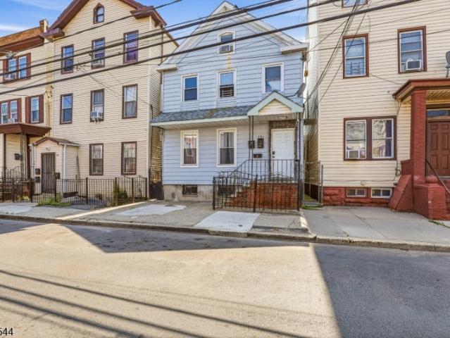 101 Highland Ave