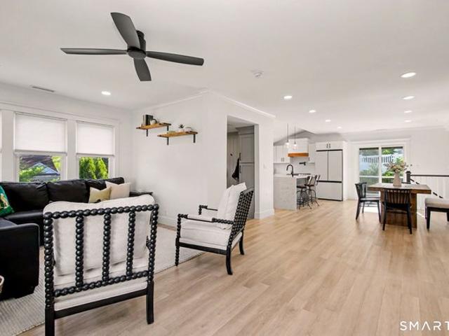 101 Hirsch Rd, Stamford, CT 06905