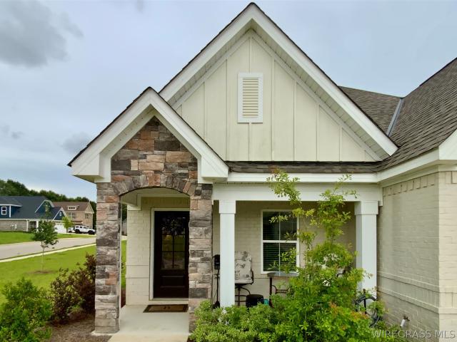 101 Hunters Hill Way