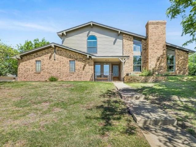 101 Jynteewood Dr, Amarillo, TX 79015
