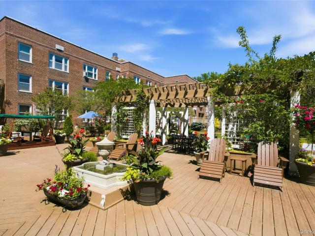 101 Old Mamaroneck Road 3D4