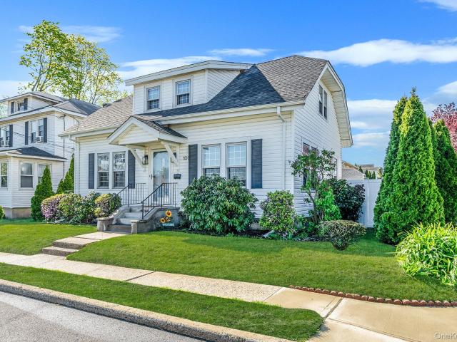 101 Oswego Street