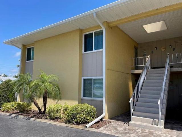 101 Louella Ln #2, Nokomis, FL 34275