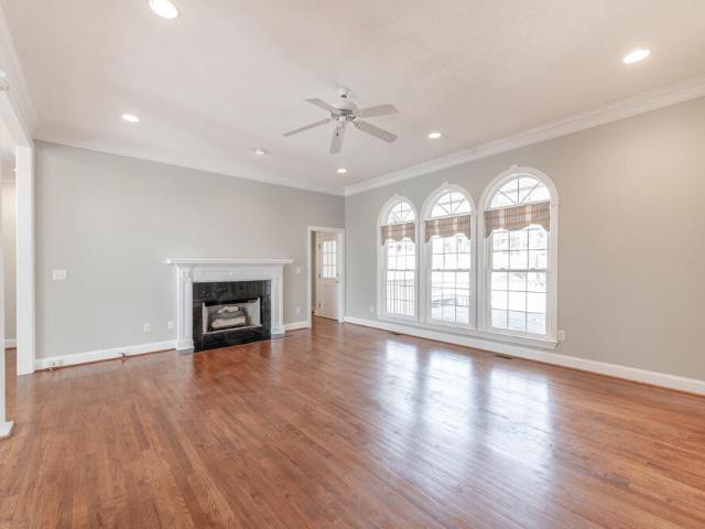 101 Loganberry Court