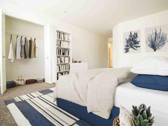 101 Lake Village Blvd. 2 Bedroom Apartment for Rent at 101 Lake Village Blvd, Dearborn, MI 48120 East Townhouse