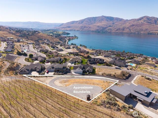101 Lake Ridge Dr, Chelan, WA 98816 | MLS #2411 | Compass