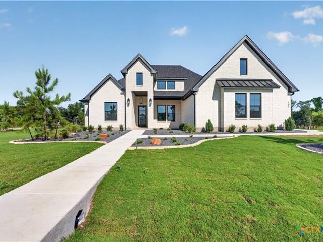 101 Lakeview Ct, Belton, TX 76513