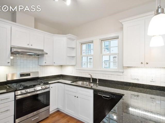 101 Lanark Rd 1, Boston, MA
