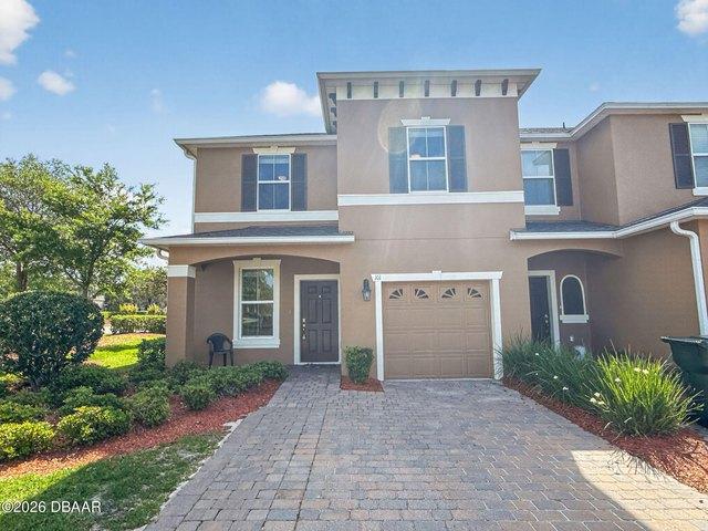 101 Langston Dr, Daytona Beach, FL 32124
