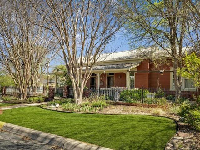 101 Landa St, Boerne, TX 78006