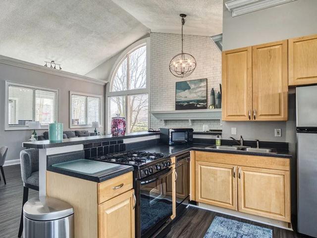 101 Little Bay Avenue 2 Bedroom Apartment for Rent at 101 Little Bay Ave, Yorktown, VA 23693