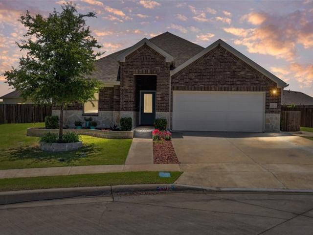 101 Lisa Ln, Royse City, TX 75189