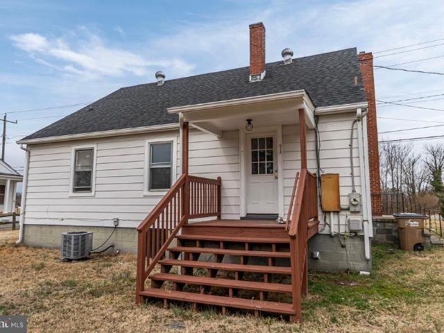 101 lyde ave