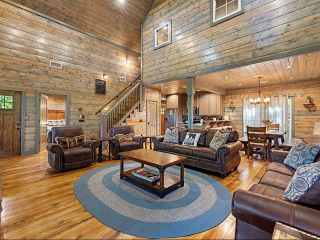 101 Mountain Pine Trail
