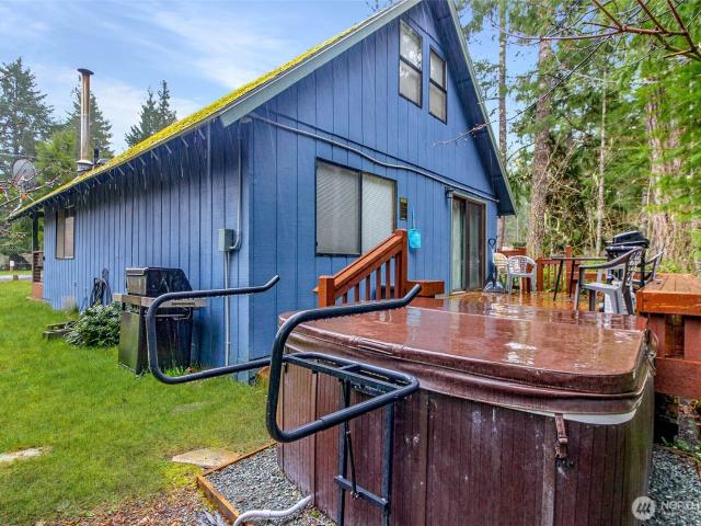 101 Mountain View Dr, Ashford, WA 98304 | MLS #2501