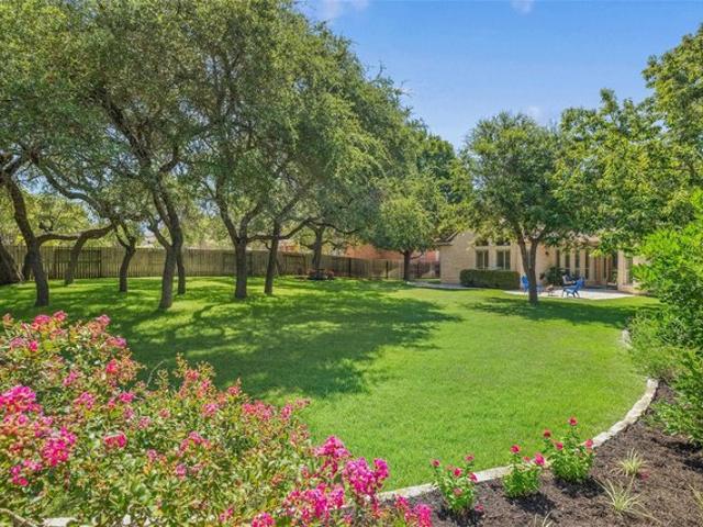 101 Monarch Ln, Austin, TX 78737
