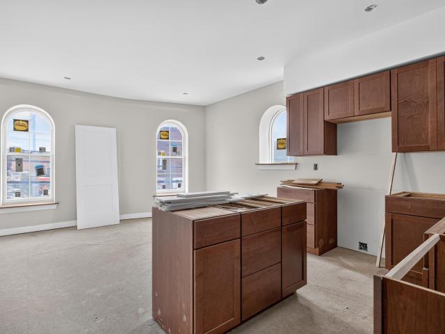 101 Monroe Street # 3