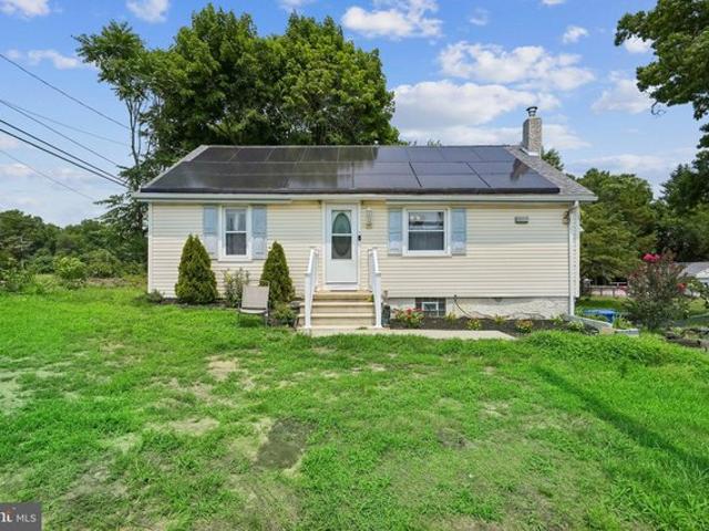101 Moods Rd, Mullica Hill, NJ 08062