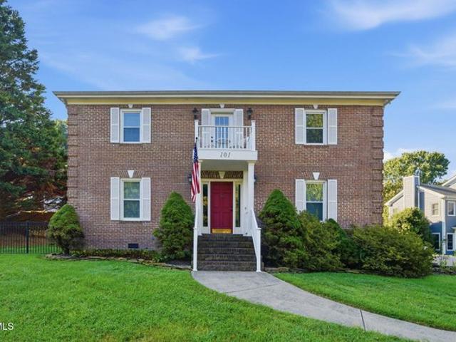 101 Magnolia Dr, Greeneville, TN 37743