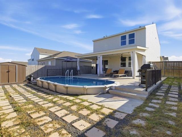 101 Magnum Force Dr, Jarrell, TX 76537