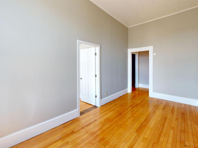 101 Main Street # 16