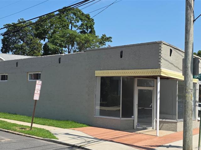 101 Manorhaven Boulevard