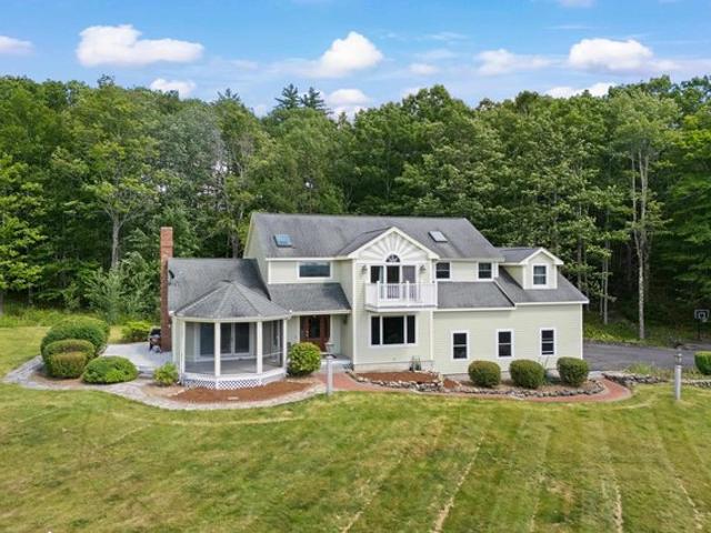101 Mansion Rd, Dunbarton, NH 03046