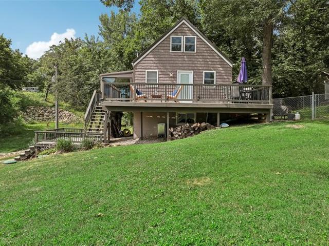 101 Maple Rd, Montezuma, IA 50171
