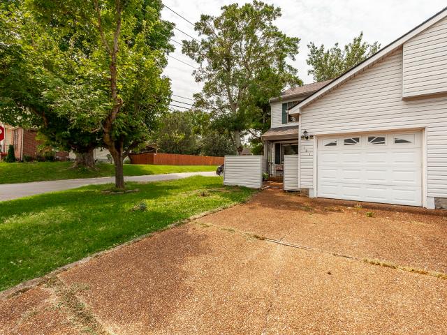 101 Maple Way N