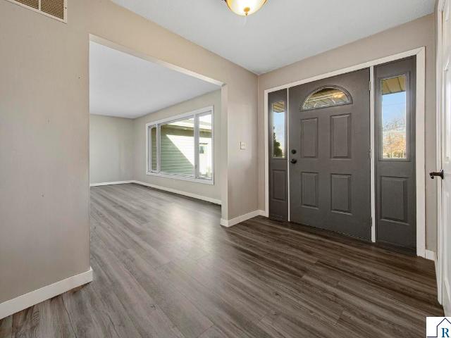 101 Mapleridge Drive