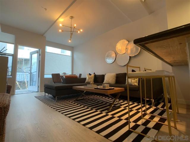 101 Market Street 320