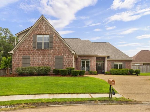 101 Marion Dr, Clinton, MS 39056