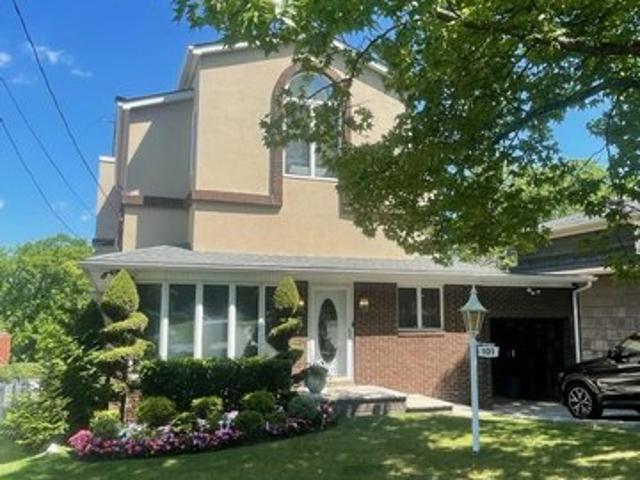 101 Marshall Ave, Staten Island, NY 10314