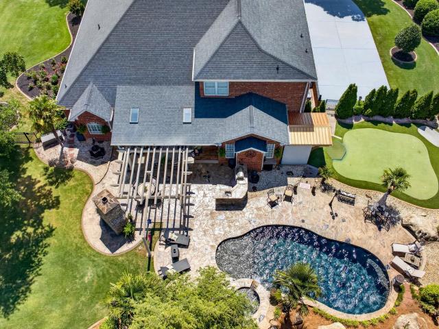 101 Meilland Drive