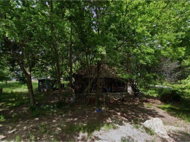 101 Munson St, Bells, TX 75414