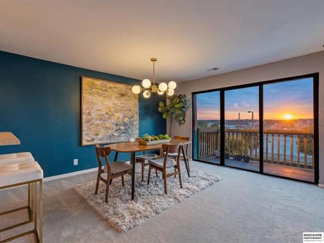 101 N 69th St Apt 22, Omaha, NE 68132