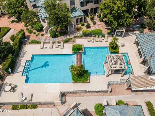 101 N 7TH Street # 212