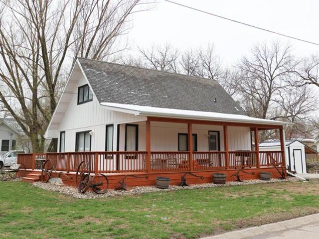 101 N 8th St, Red Oak, IA 51566