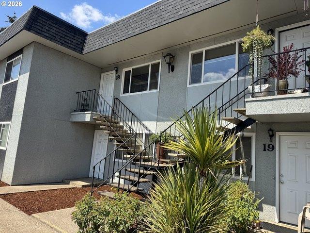101 N 10th St, Creswell, OR 97426
