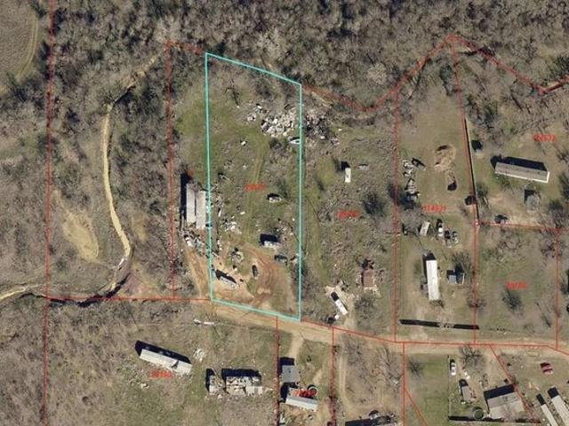 101 N Trails End Cir, Weatherford, TX 76086