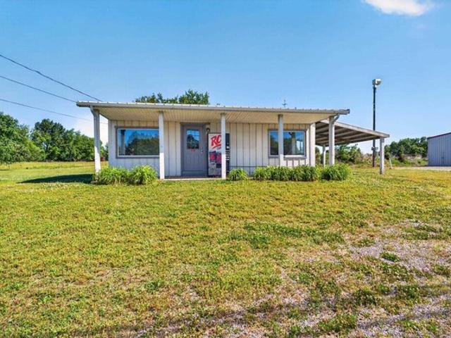 101 N US Highway 60, Waverly, KY 42462