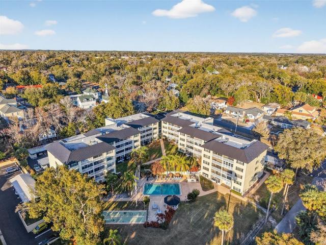101 N Grandview St, Unit 206, Mount Dora, FL 32757 | MLS #G5108 | Compass
