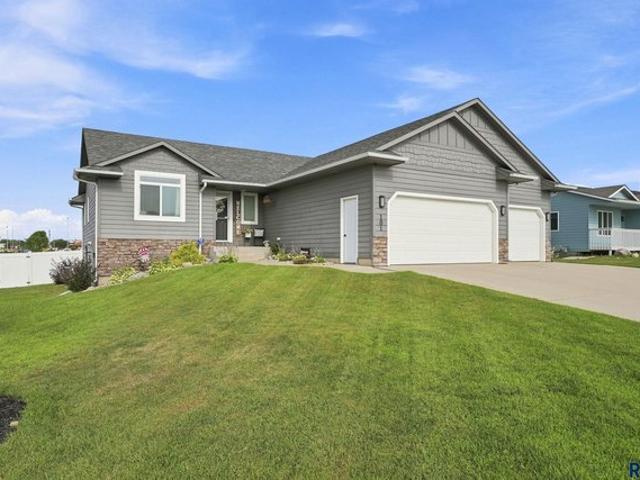 101 N Jenny Ave, Tea, SD 57064