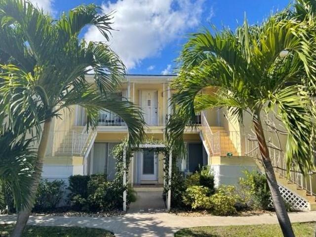 101 N Lakeside Dr #2, Lake Worth Beach, FL 33460