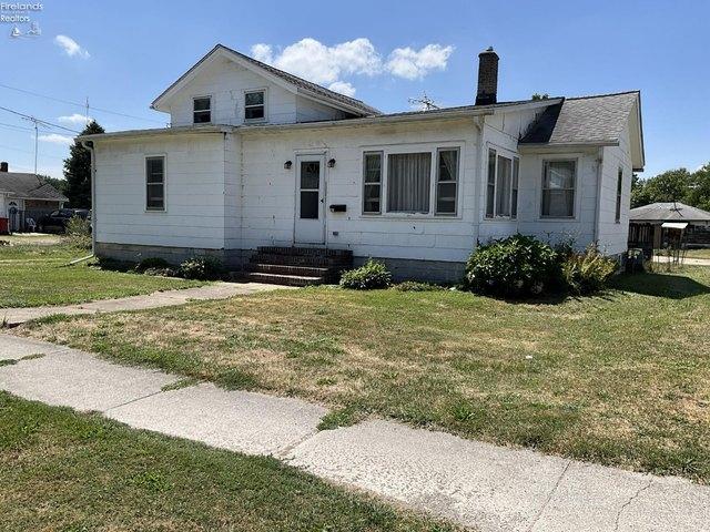 101 N Main St, New London, OH 44851