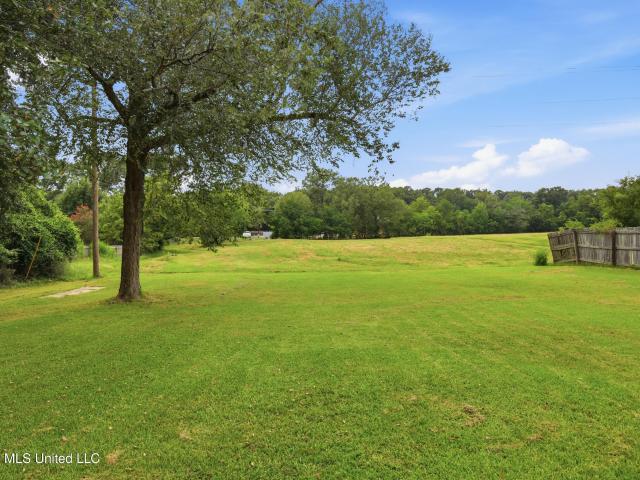 101 N Place Drive