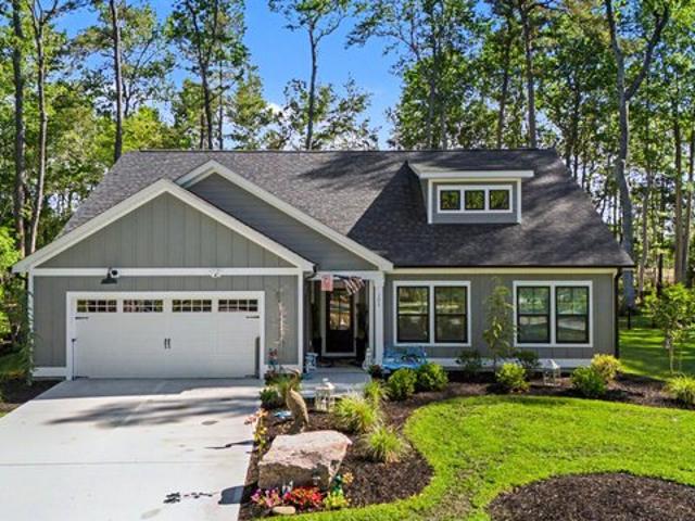 101 Northeast Dr NW, Calabash, NC 28467