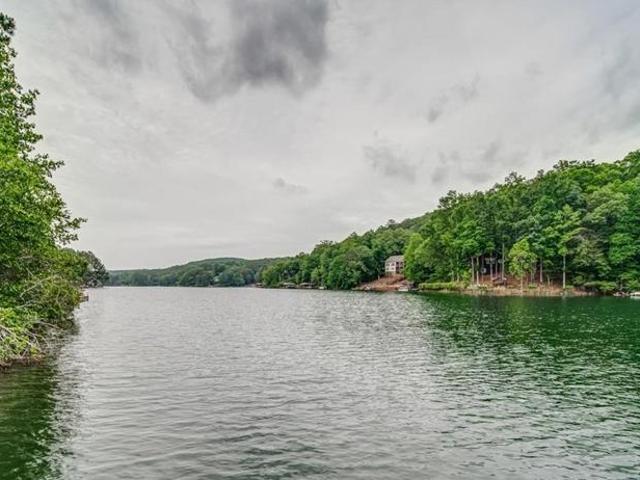 101 Narrows Pt Dr, Waleska, GA 30183
